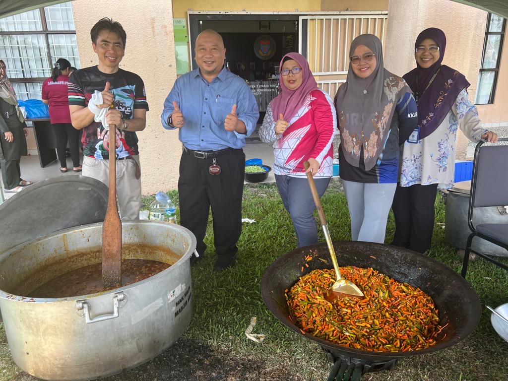 Jabatan Bendahari UMS Terus Tradisi Program ‘Ketuk-Ketuk Ramadan ...