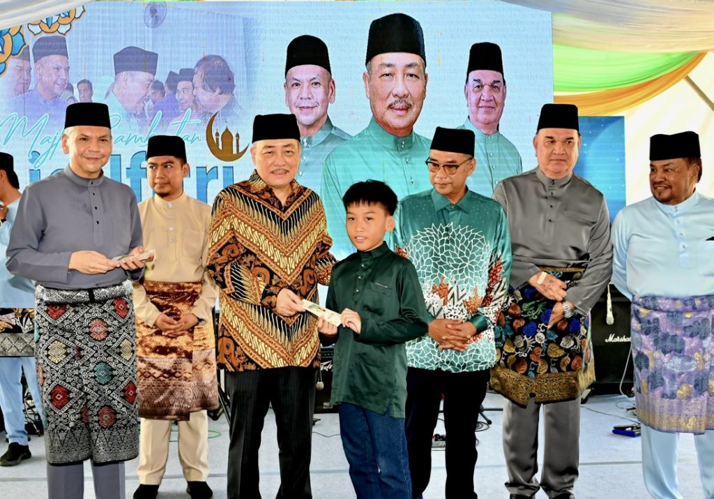 Hajiji hadir Majlis Aidilfitri Parlimen Papar dan DUN Kawang – Sabah ...